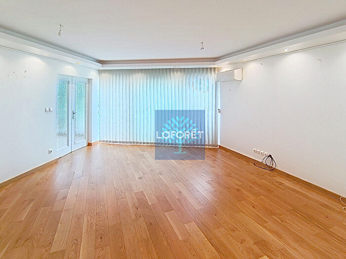 Chevilly-Larue, Larue : Appartement 6 pièces à louer