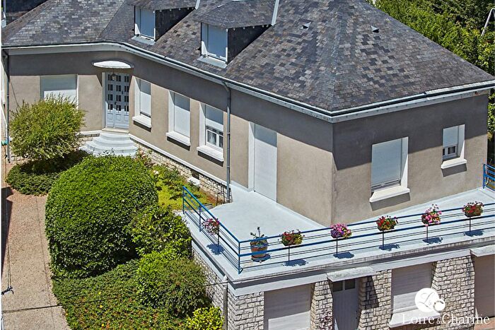 Maison à vendre - Blois, Tuileries, Villejoint, Montigny - 12 pièces - 7 chambres