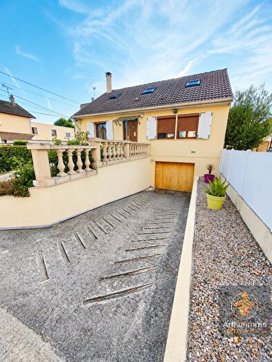 Chelles, Les Coudreaux : Maison 5 pièces à vendre