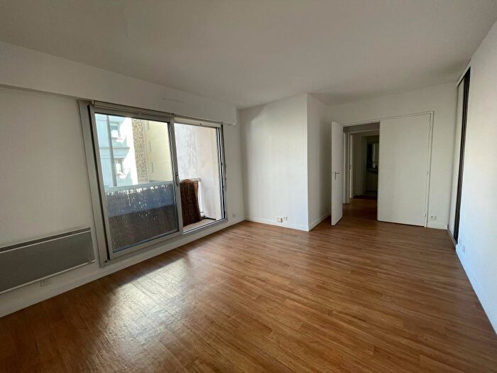 Appartement à louer - Paris e , Alleray, Procession - 3 pièces - 2 chambres