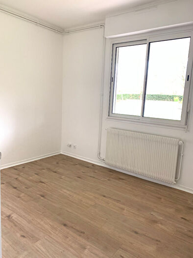 Appartement à louer - Chalon-sur-Saône, Saint-Jean des Vignes - 1 pièce