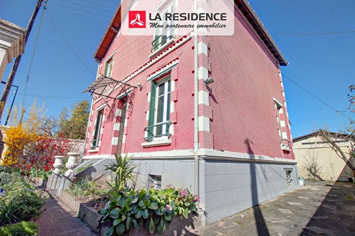 Maison à vendre - Sartrouville, Les Dix Arpents - 6 pièces - 5 chambres