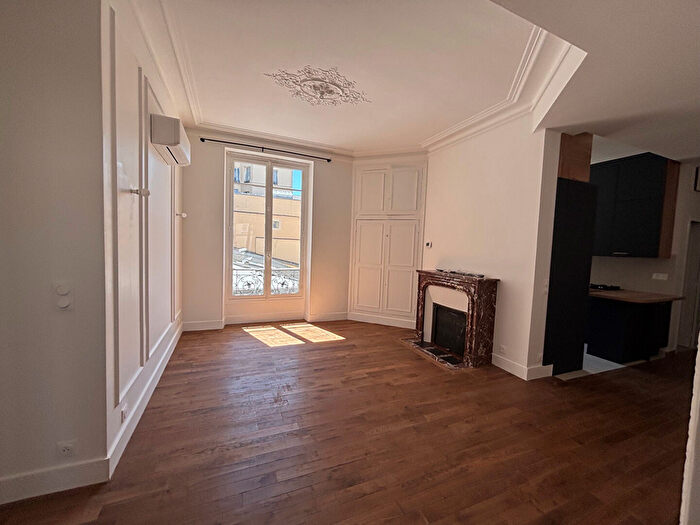 Appartement 6 pièces à louer à Versailles, Chantiers