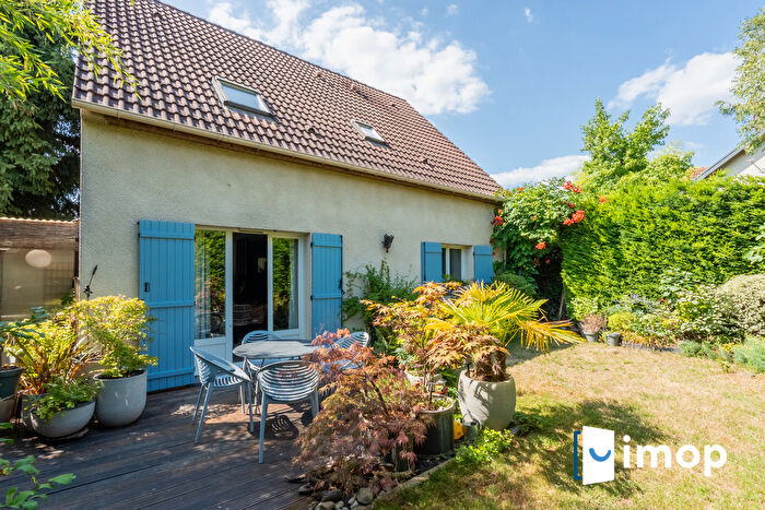 Maison à vendre - Villiers-sur-Marne, Centre-ville - 5 pièces - 3 chambres