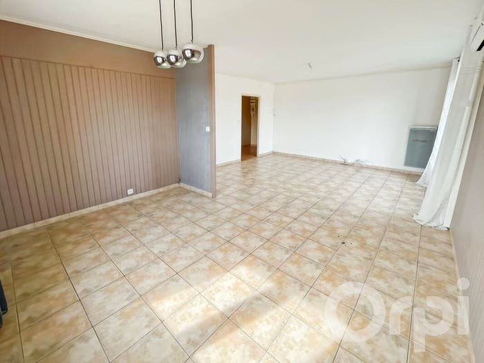 Appartement 4 pièces à Bollène, à louer