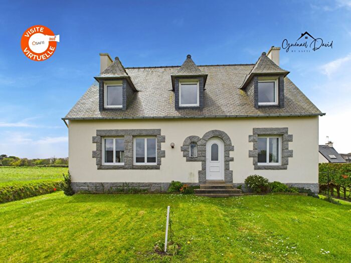 Maison 6 pièces à Saint-Pol-de-Léon, à vendre