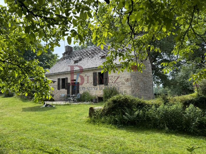 Maison 6 pièces à Marcillac-la-Croisille, à vendre