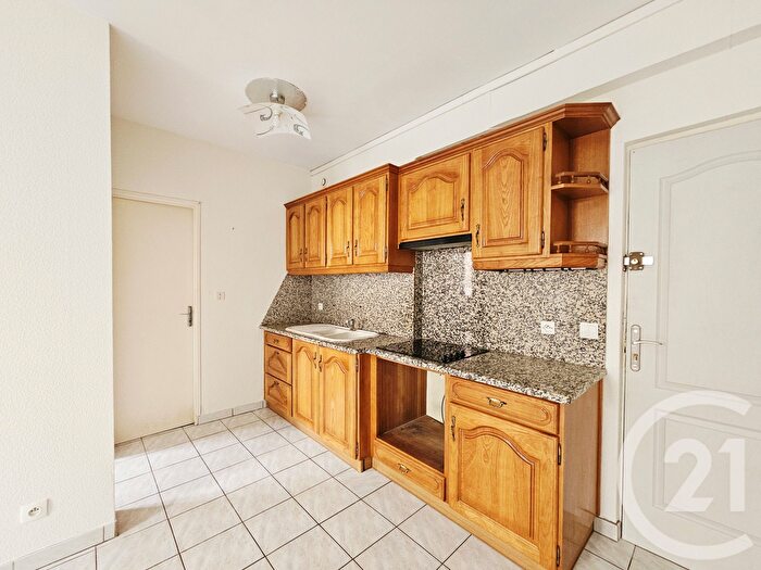 Appartement à louer - Graulhet, Centre-ville, Panessac, Plaine de Millet - 2 pièces - 1 chambre