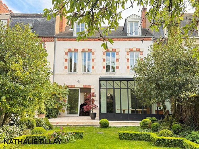 Orléans, Dunois, Châteaudun - Maison 9 pièces à vendre