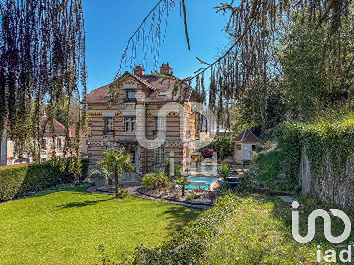 Maison à vendre - La Ferté-Gaucher - 12 pièces - 7 chambres