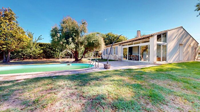Maison 5 pièces à vendre à Nieul-lès-Saintes