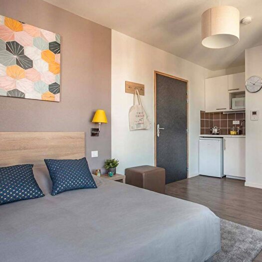 Appartement à louer - Grangier, Dijon - 1 pièce