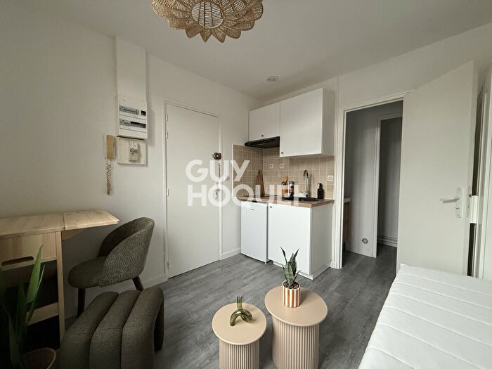 Appartement à louer - Amiens, Saint-Roch, Saint-Jacques - 1 pièce