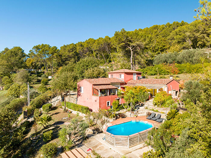 Maison à vendre - Callas - 7 pièces - 5 chambres