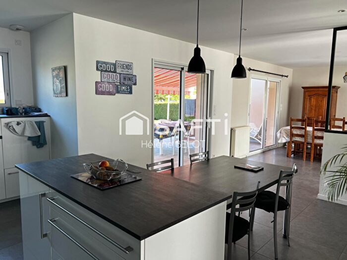 Maison à vendre - Chantonnay - 5 pièces - 3 chambres