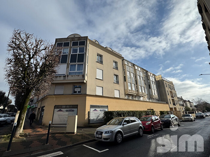 Appartement à vendre - Chelles, Chelles Sud, Grande Prairie, Bords de Marne - 2 pièces - 1 chambre