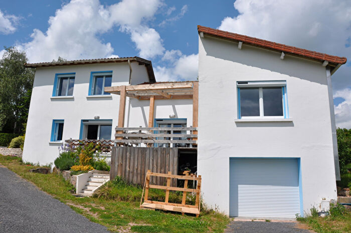 Maison à vendre - Saint-Pierre-Laval - 5 pièces - 3 chambres