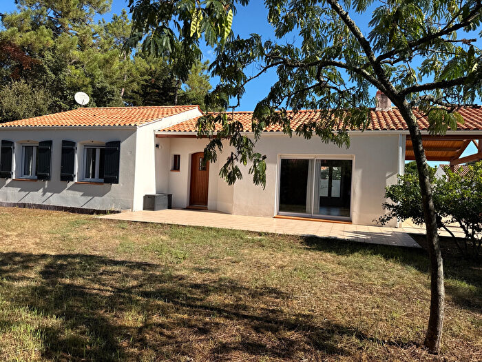 Saint-Jean-de-Monts, Route des Sables, Beaulieu, Forêt Domaniale Pays de Monts : Maison 4 pièces à vendre