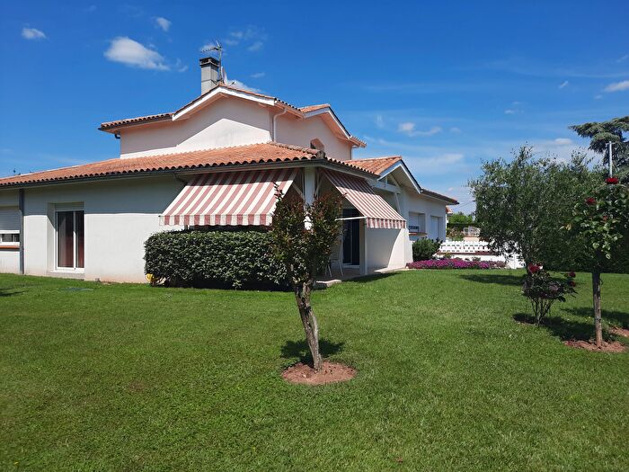 Maison à vendre - Villeneuve-sur-Lot, Eysses - 5 pièces - 3 chambres