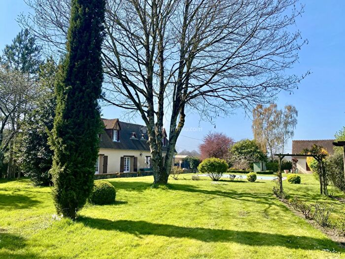 Maison à vendre - Beaumont-la-Ronce - 5 pièces - 3 chambres