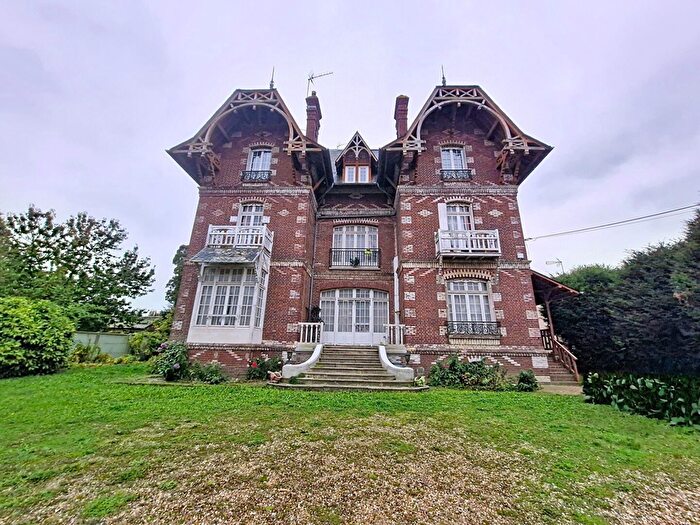 Étrépagny : Appartement 5 pièces à vendre