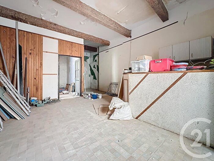 Maisons à vendre et appartements à louer - 1