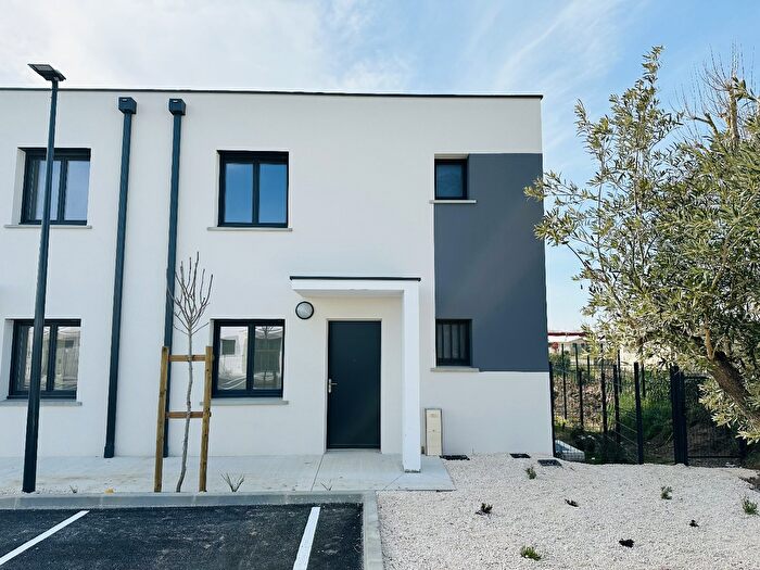 Sérignan : Maison 4 pièces à louer