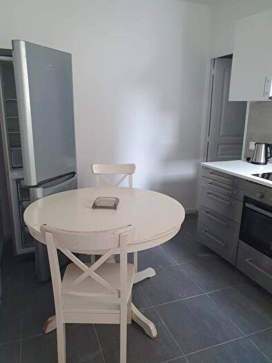 LAvenir, Stains : Appartement 1 pièce à louer
