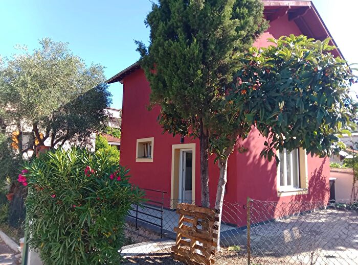 Maison 3 pièces à La Trinité, à louer