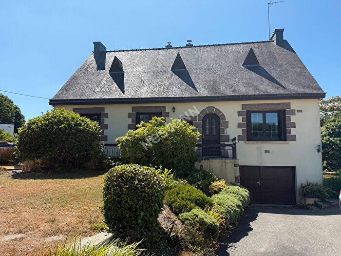 Maison à vendre - Ploërmel - 7 pièces - 5 chambres
