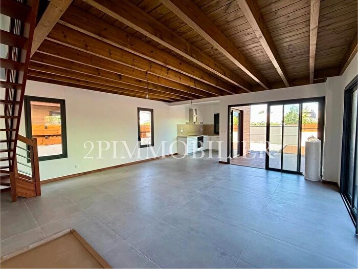 Maison à louer - Saint-Philippe, Centre-ville - 4 pièces - 3 chambres