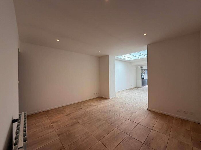 Maison à louer - Centre, Anzin - 4 pièces - 3 chambres