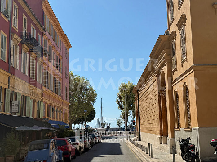 Nice, Le Port : Appartement 2 pièces à vendre