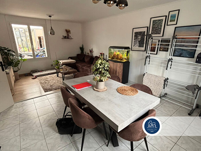 Maison à vendre - La Suze-sur-Sarthe - 2 pièces - 1 chambre