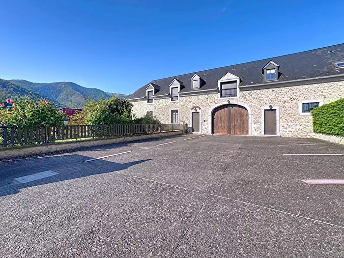 Maison à vendre - Lourdes - 12 pièces - 7 chambres