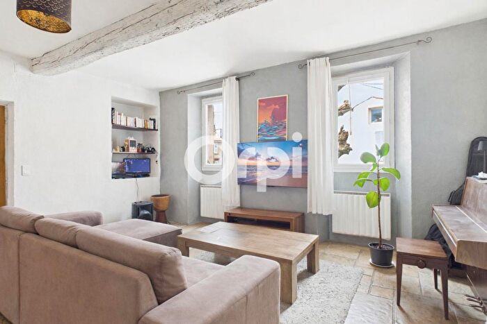 Appartement à vendre - Saint-Paul-en-Forêt - 3 pièces - 2 chambres