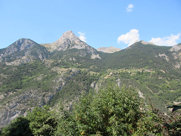 Maison à vendre - Guillestre - 5 pièces - 1 chambre