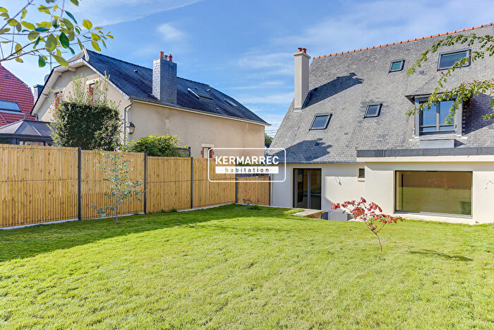 Maison à louer - Quartiers Nord-Ouest, Saint-Martin - 6 pièces - 4 chambres