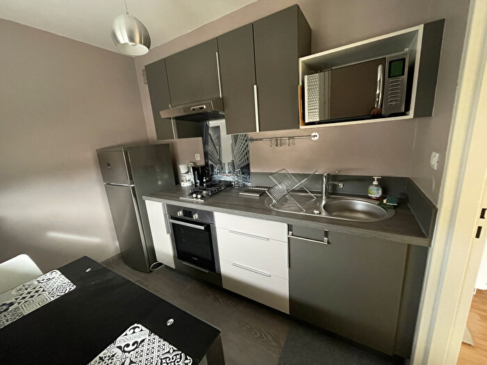 Appartement à louer - Limoges, CHU - 1 pièce