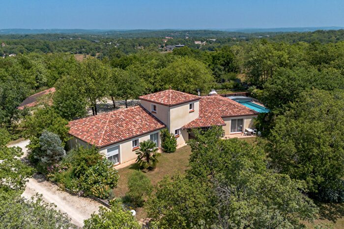 Maison à vendre - Cahors - 9 pièces - 4 chambres