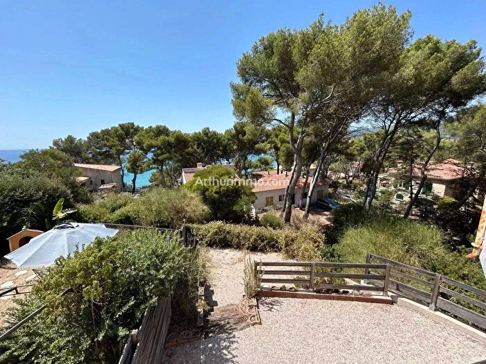 Maison 3 pièces à louer à Saint-Cyr-sur-Mer