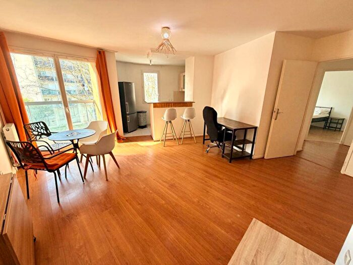Appartement à louer - Jean Duclos, Le Blanc-Mesnil - 3 pièces - 2 chambres