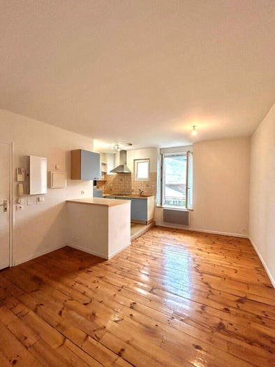 Appartement 3 pièces à louer - Vialenc, Aurillac