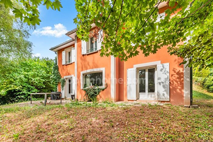 Maison 7 pièces à vendre à Collonges-au-Mont-d'Or