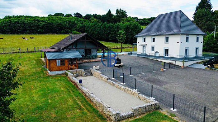 Maison à vendre - Chimilin - 8 pièces - 3 chambres