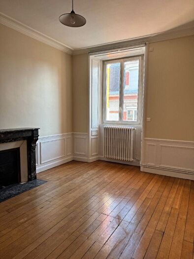 Centre Ville, Reims : Appartement 2 pièces à louer