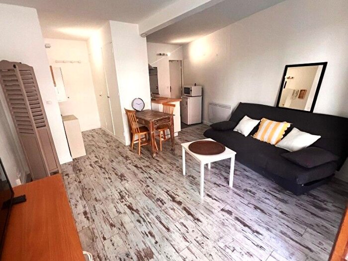 Appartement 1 pièce à louer à Toulon, Champs-de-Mars