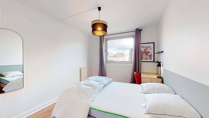 Appartement à louer - Gambetta, Courbevoie - 1 pièce