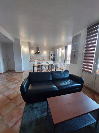 Appartement à louer - Le Fort, Vitry sur Seine - 5 pièces