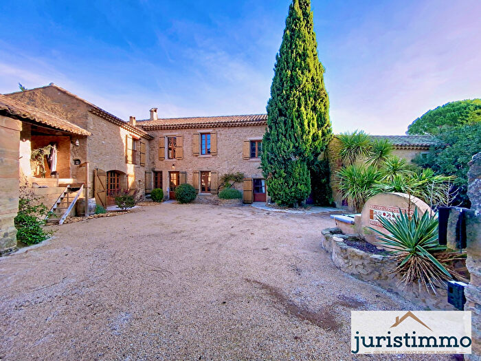 Maison à vendre - Sérignan-du-Comtat - 8 pièces - 3 chambres